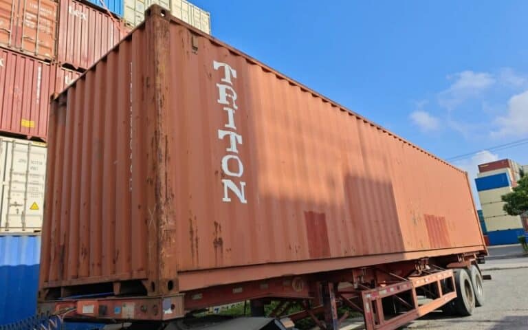 Are Shipping Containers Waterproof or Airtight? What You Need to Know ...