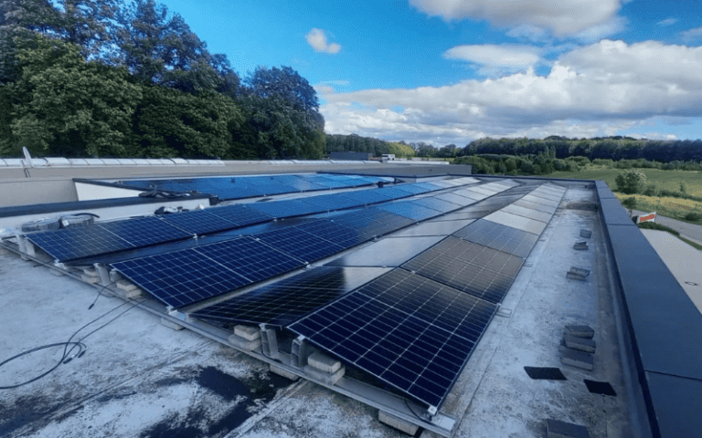 Solar Structures 101: Types, Materials, and Design Insights